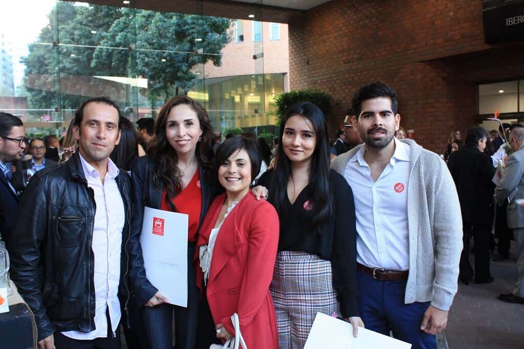 Estudiantes IBERO, ejemplo de la esperanza de los docentes